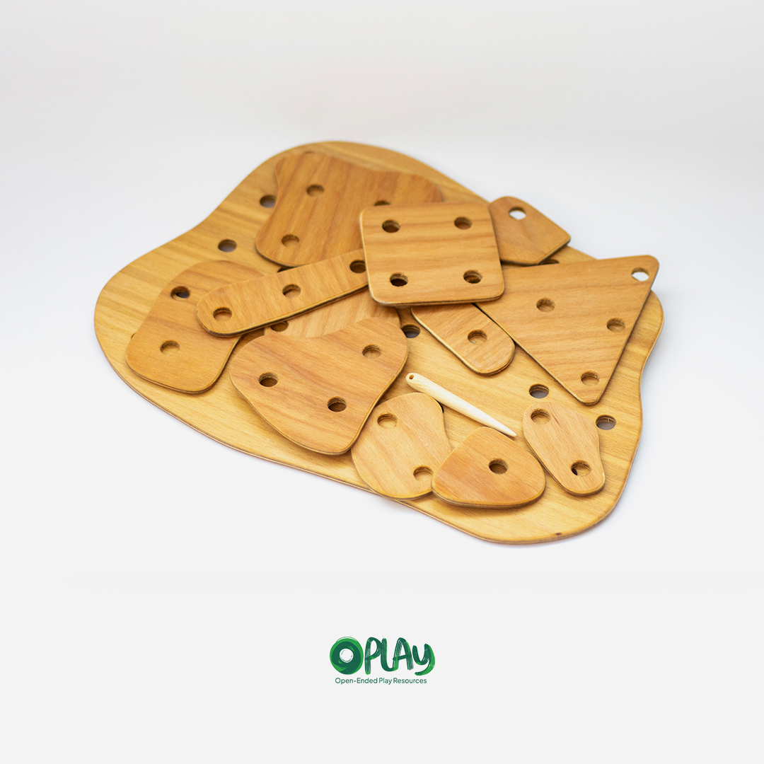 Sewing board and needle (14) - Oplay Resources